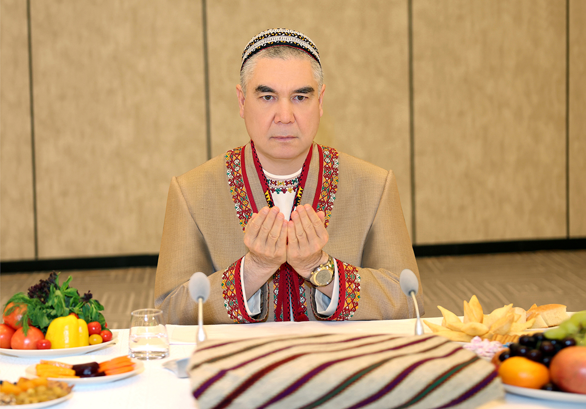 Hajj of Hero-Arkadag - a symbol of continuity of primordial traditions